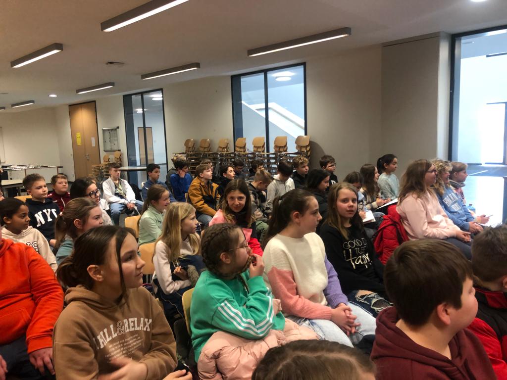 Realschule Riedenburg Herzlich willkommen! Schulleben